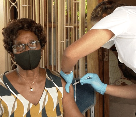 Dame Pearlette Louisy receives COVID-19 vaccine - St. Lucia News From ...